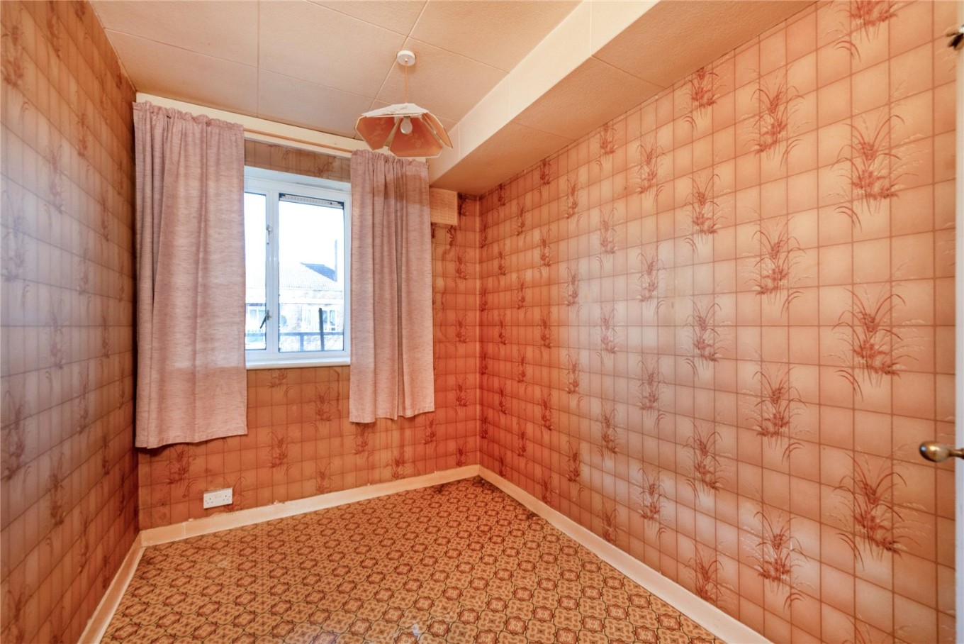 4 Bedroom Property For Sale In Dora House Henry Dickens Court London W11 Ref Lad162347 £