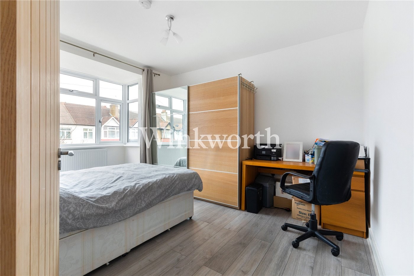 3 bedroom property for sale in New Road, London, N22 (Ref HAR240043 ...