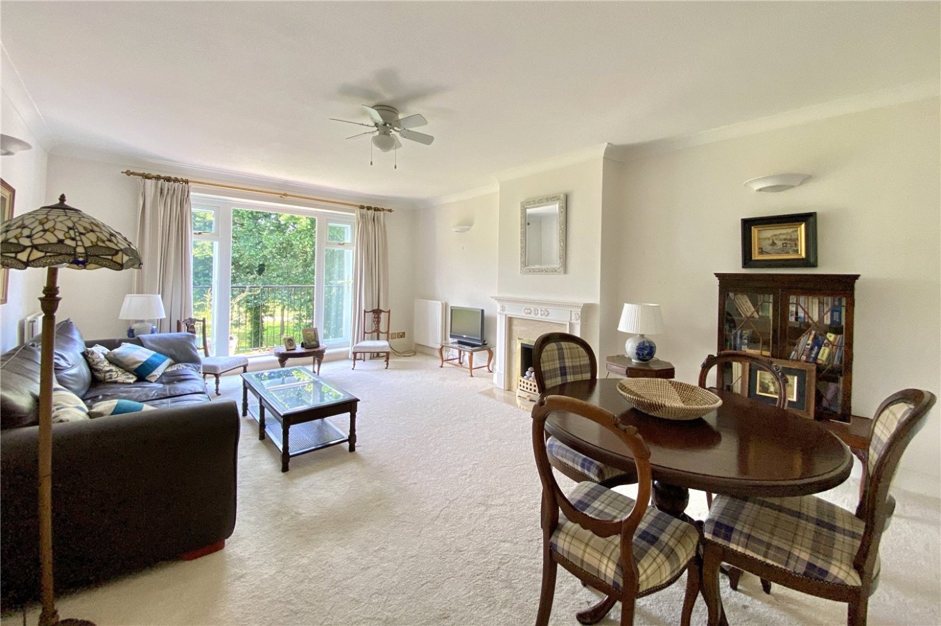 3 bedroom property for sale in Park Lawn, Farnham Royal, Slough, SL2 ...