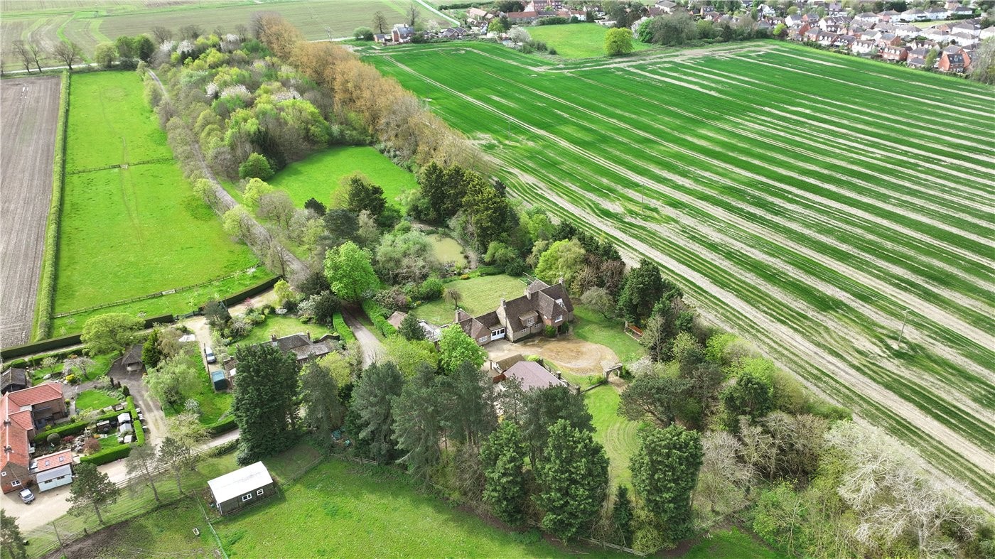 5 bedroom property for sale in Station Street, Rippingale, Bourne ...