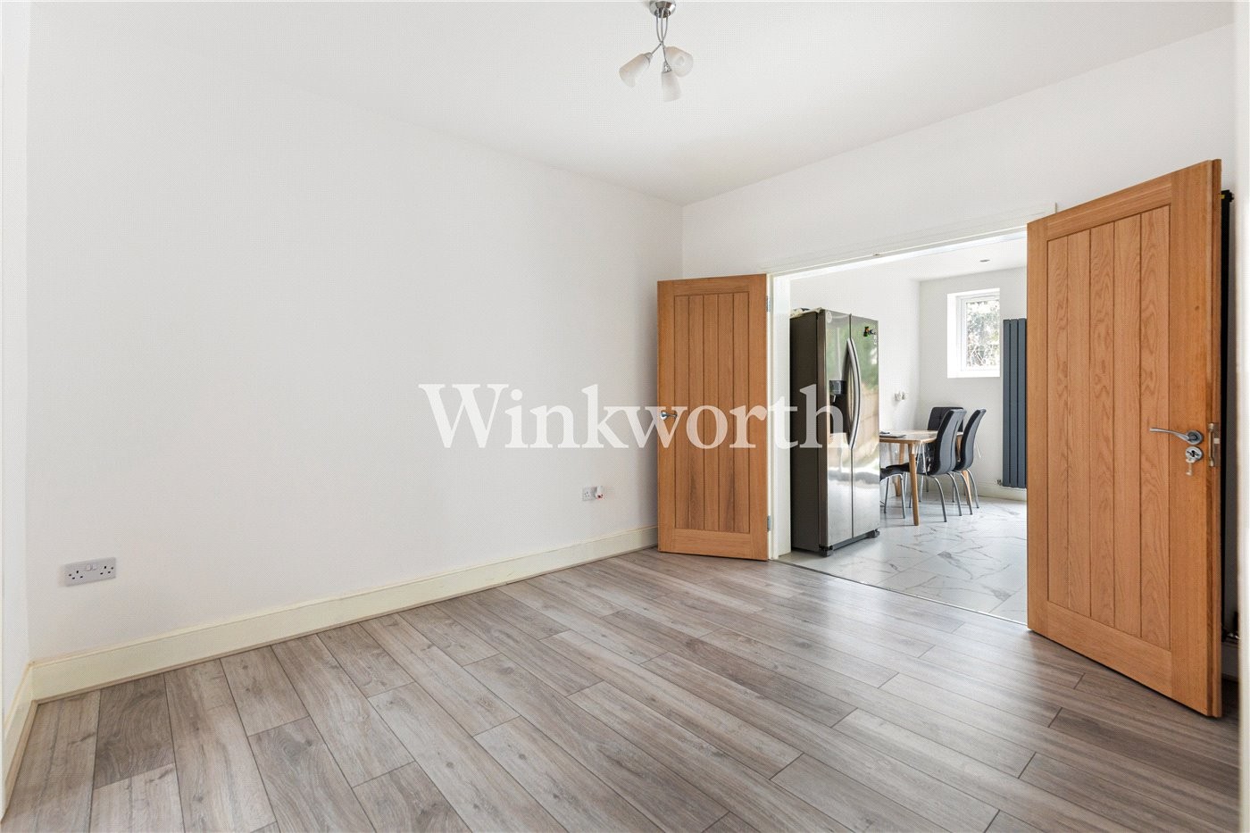 3 bedroom property for sale in New Road, London, N22 (Ref HAR240043 ...