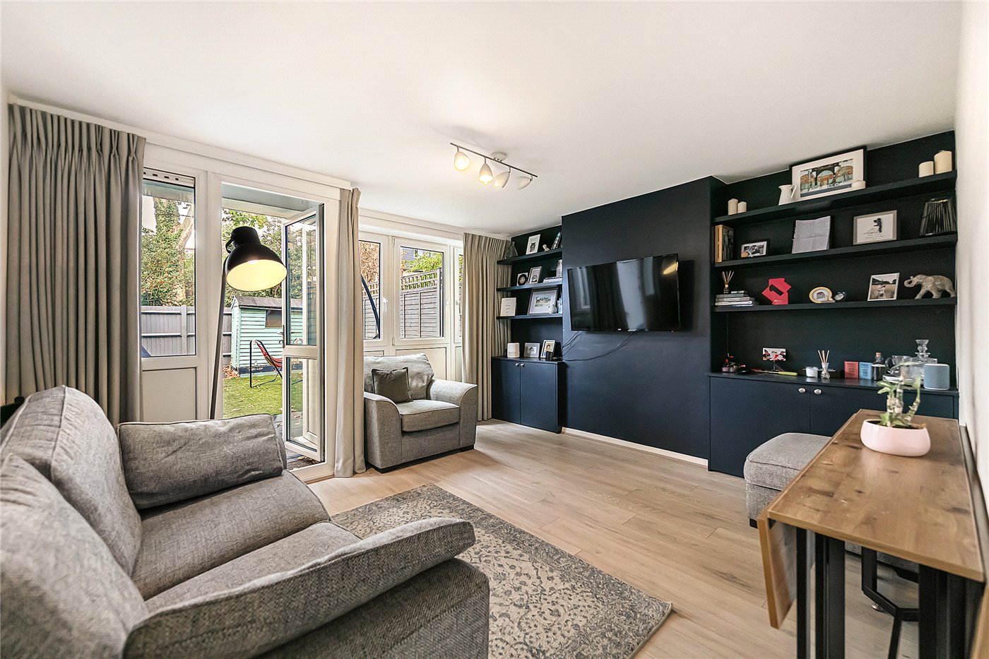 2 bedroom property for sale in Barringer Square, London, SW17 (Ref ...