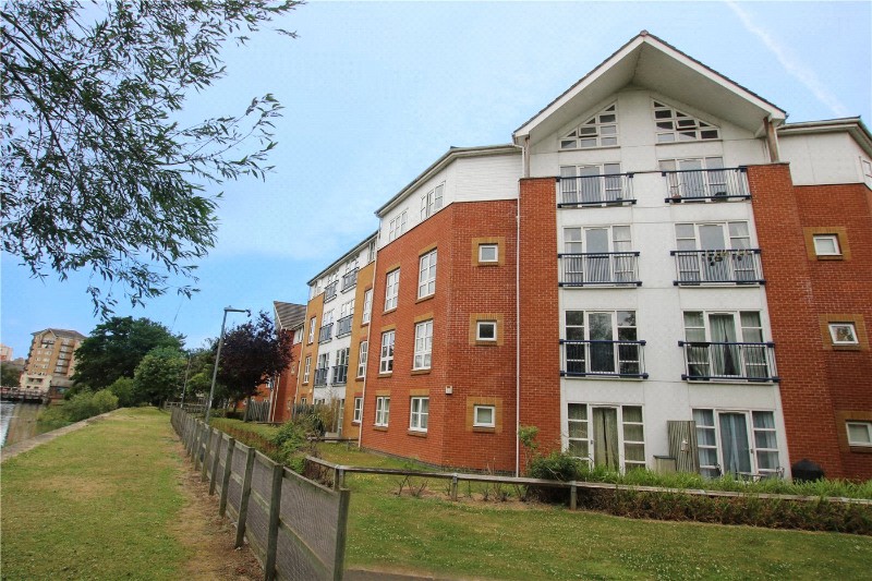 2 bedroom property for sale in Kennet Walk, Reading, Berkshire, RG1 ...