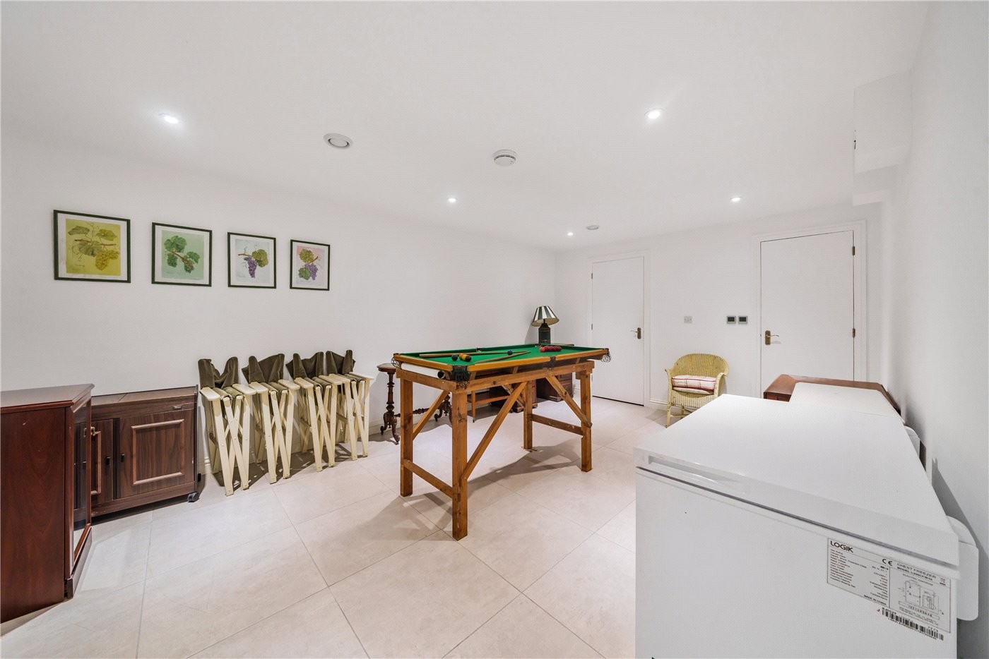 5 bedroom property for sale in Cherry Tree Walk, Rowledge, Farnham ...