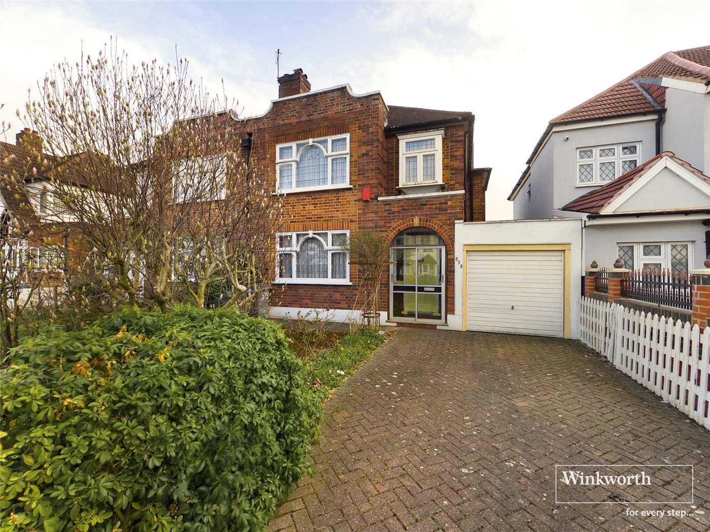 3 bedroom property for sale in Kenton Road, Harrow, HA3 (Ref KBS220489 ...