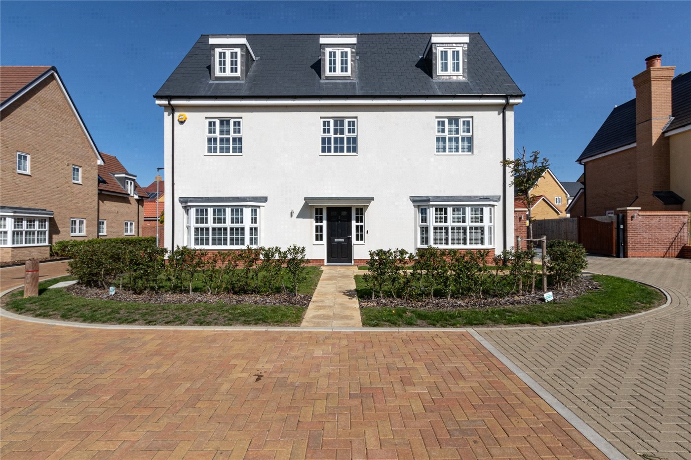 5 Bedroom Property For Sale In Stephen Place Rochford Essex Ss4 £