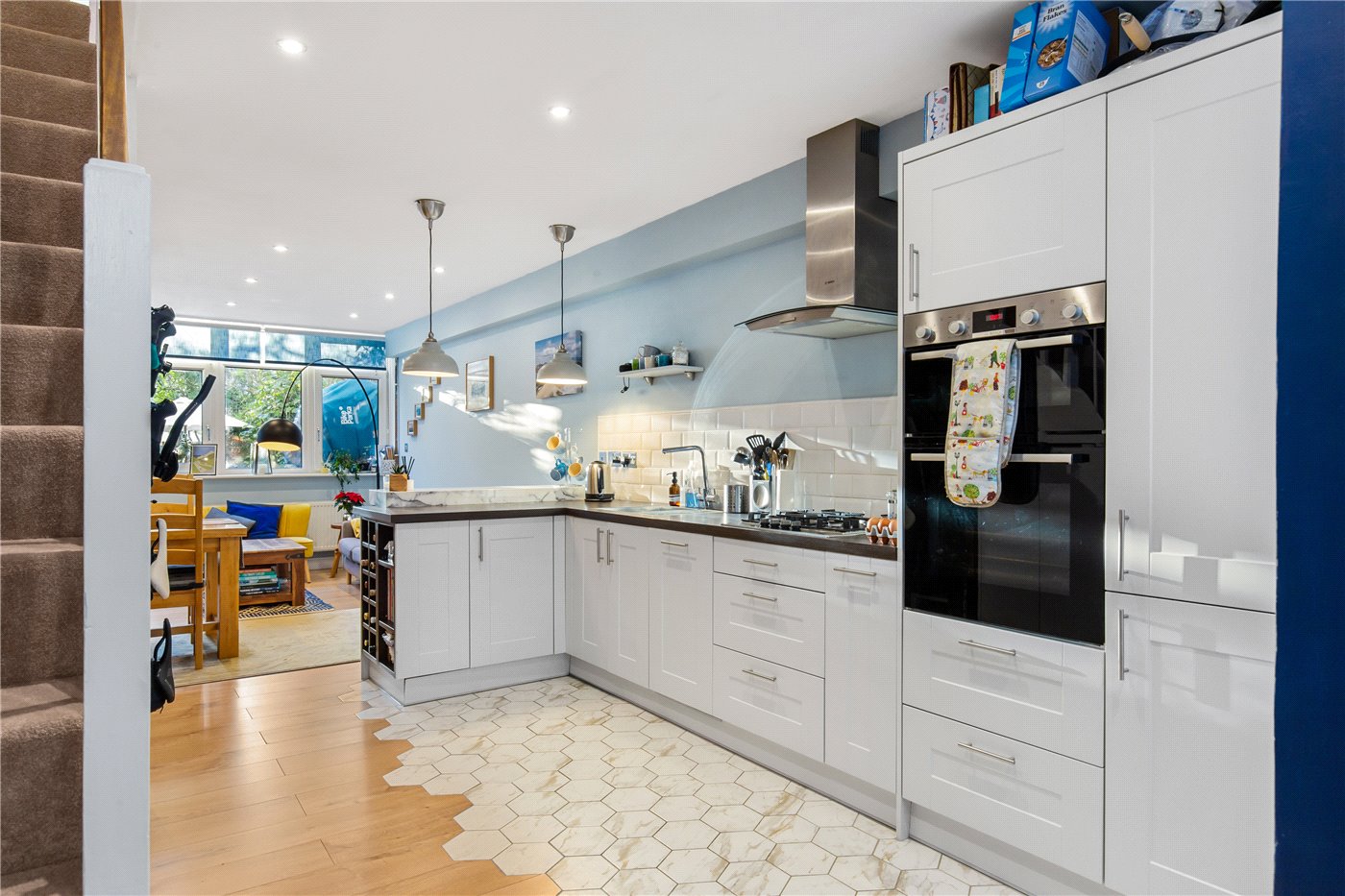 2 bedroom property for sale in Barringer Square, London, SW17 (Ref ...