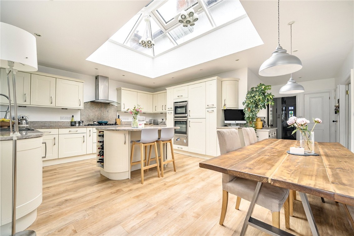 4 bedroom property for sale in Lavender Lane, Rowledge, Farnham, Surrey ...