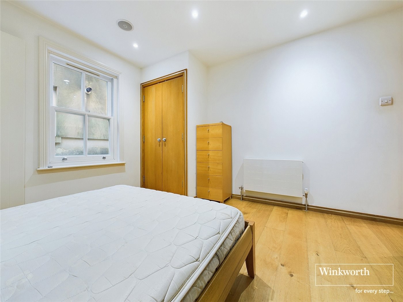 2 bedroom property for sale in Alexandra House, 169-171 Kings Road ...