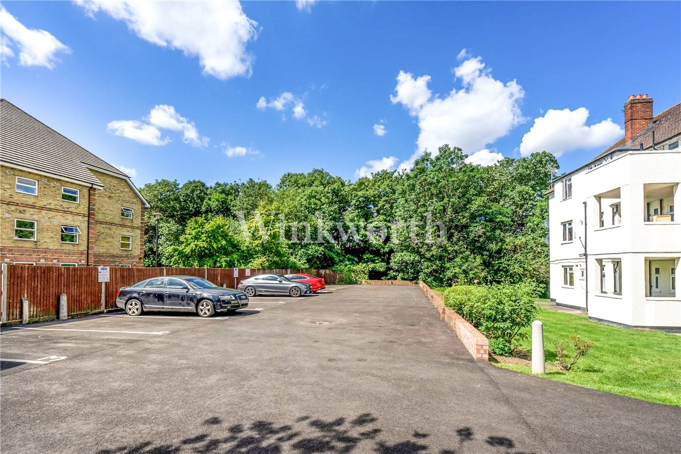 2 bedroom property for sale in Buckingham Court, Watford Way, London ...