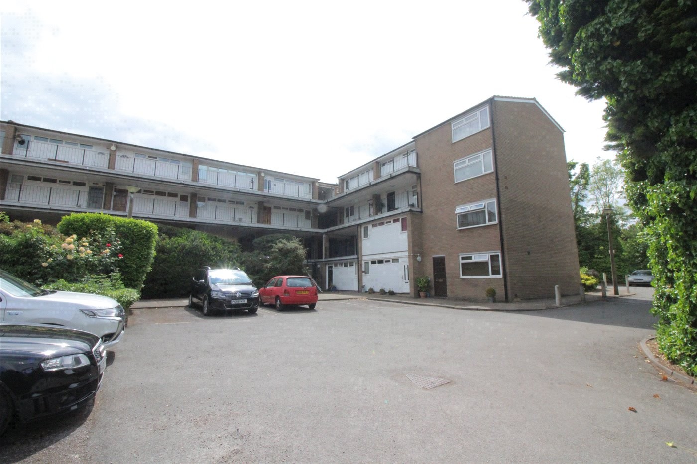 2 bedroom property for sale in Watling Court, High Street, Elstree, WD6 ...